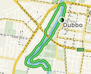 Macquarie River Loop via Tracker Riley Cycleway, New South Wales ...