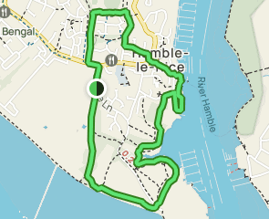 Hamble Common and Village Circular: 84 Fotos - Hampshire, England ...